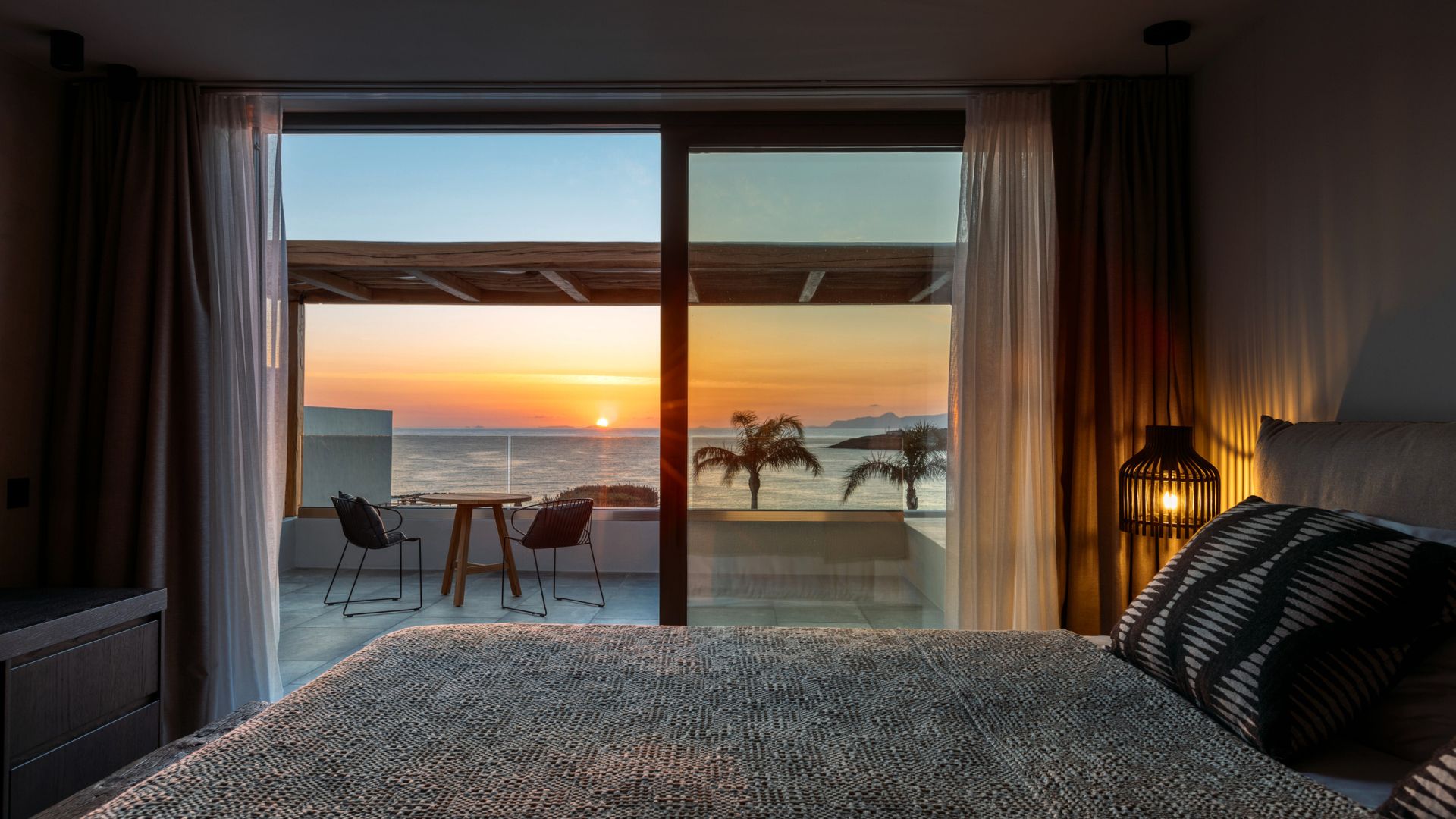 Sunrise Sea View Room - Luxury Accommodation in Crete